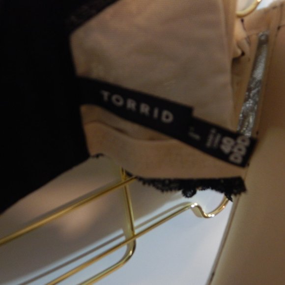 torrid | Intimates & Sleepwear | Torrid Lightly Lined Black Lace Bra ...